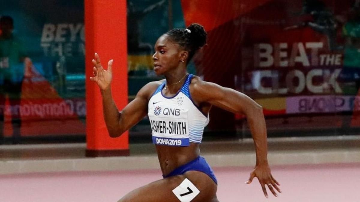 Asher-Smith sets 60m World lead at Jablonec Indoor Meet | Watch Athletics