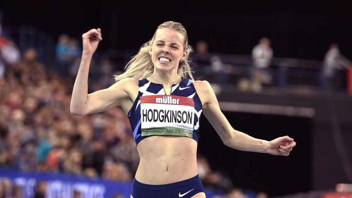 Keely Hodgkinson sets new 600m World Record in Manchester | Watch Athletics