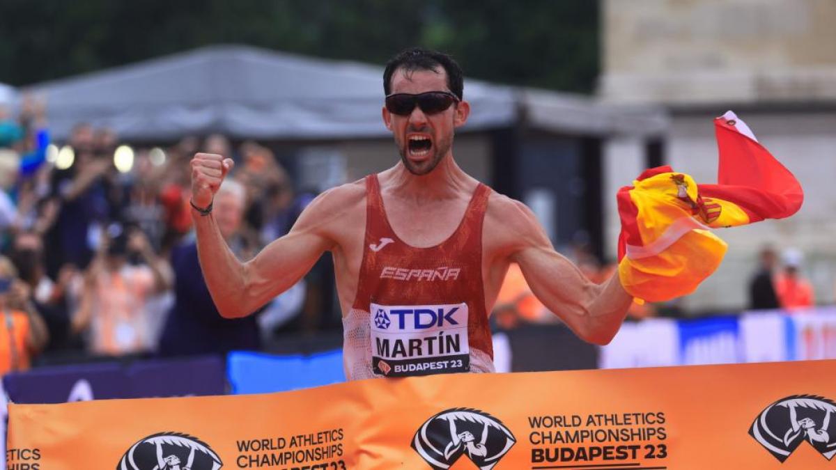 Alvaro Martin of Spain Clinches Gold in Men's 20km Race Walk at World ... Alvaro Martin of Spain Clinches Gold in Men's 20km Race Walk at World ...