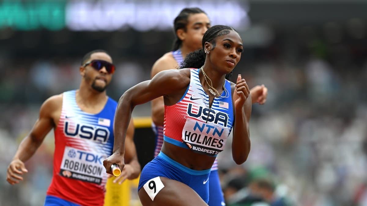 Usa Breaks Mixed 4x400m Relay World Record After Bol Tumbles To The