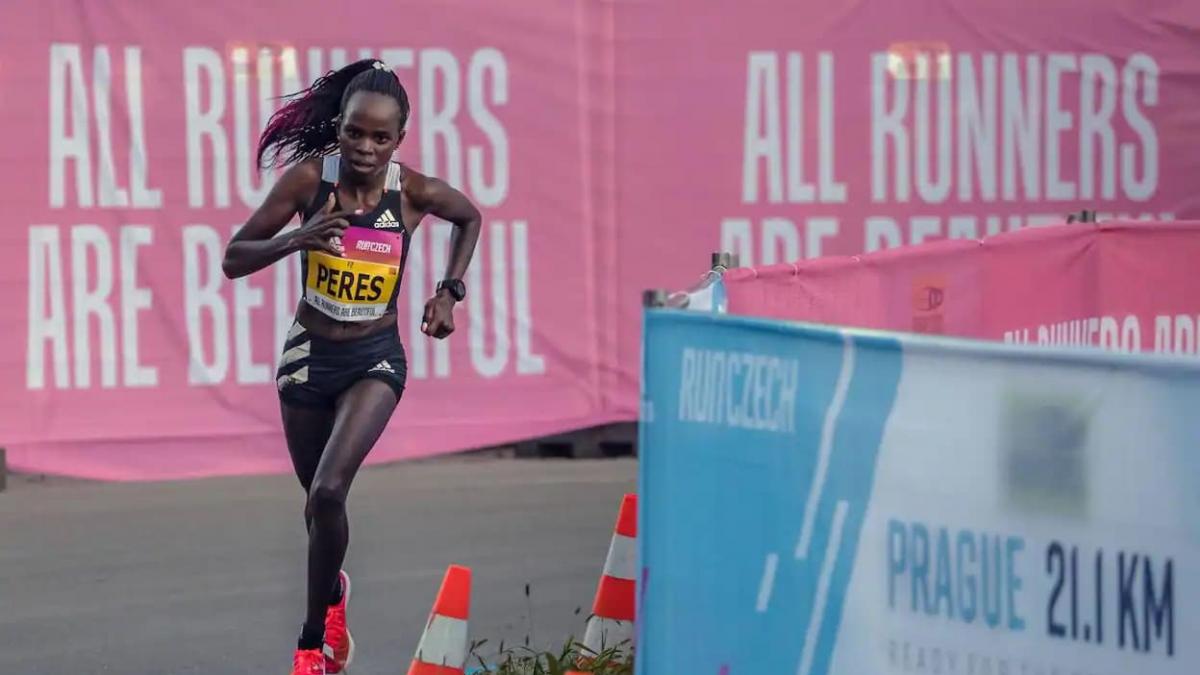 London Marathon 2024: Peres Jepchirchir smashes women's only world record, Munyao wins men's ...